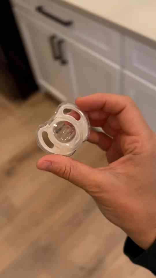The teething hack every new mom needs to know