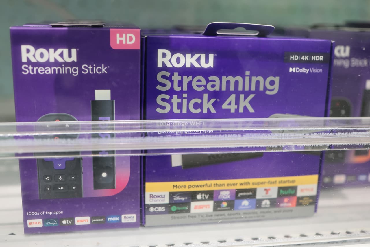 Why Netflix or Disney should hijack Fox’s Roku deal
