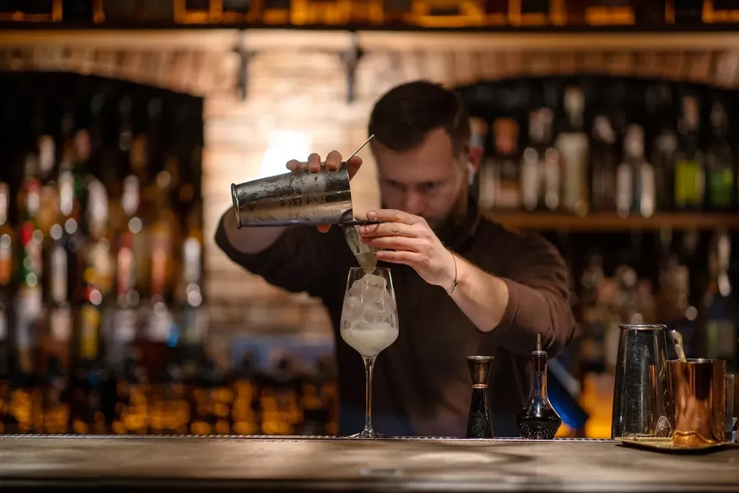 Why asking for a "stronger drink" is the ultimate red flag for your ...