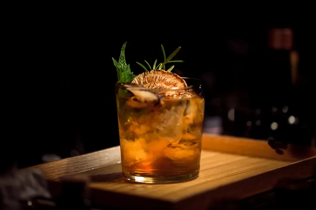 Why asking for a "stronger drink" is the ultimate red flag for your ...
