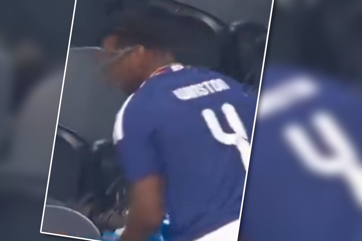NFL quarterback goes viral by joining Japanese fans in cleaning up ...
