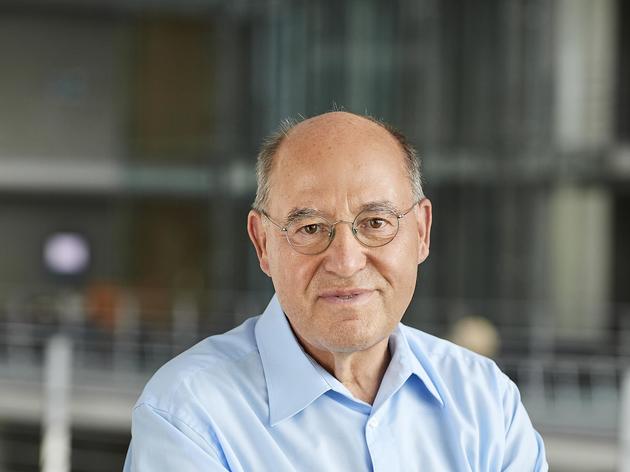 Gregor Gysi kommt in den Kreis: Literaturtage mit prominentem Gast