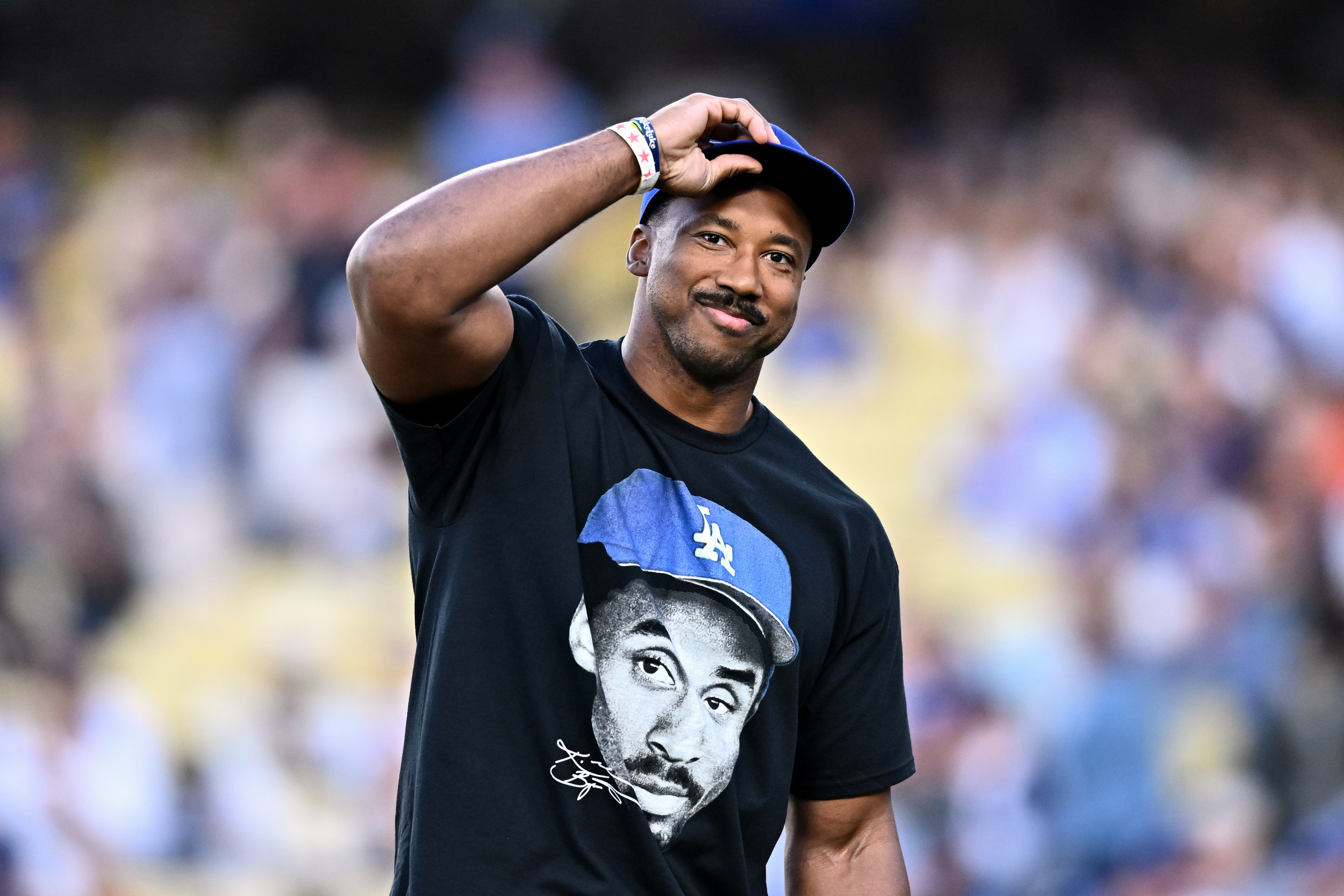 Is Rams' Myles Garrett begging Aaron Donald to unretire?