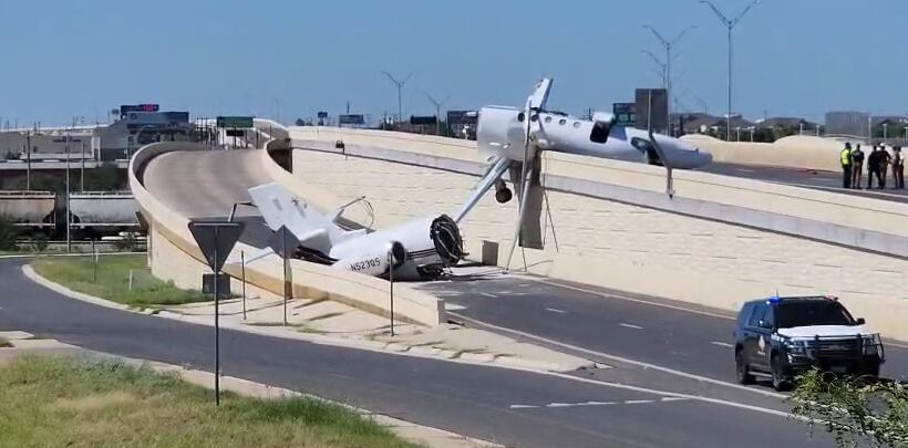 Loop 20 remains mostly closed as crews remove plane wreckage