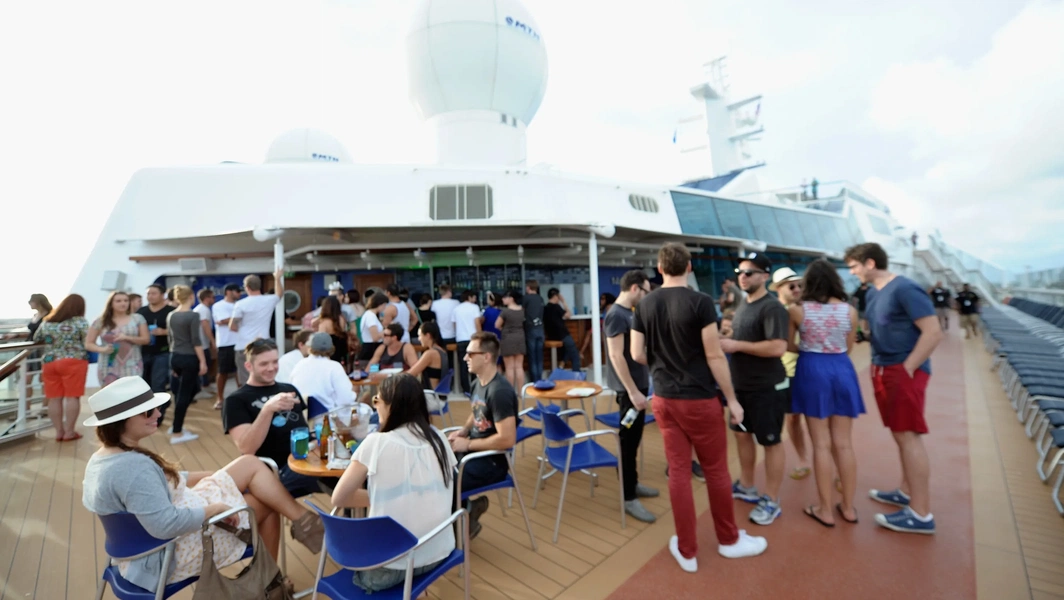 Comparing large and small cruise ship experiences