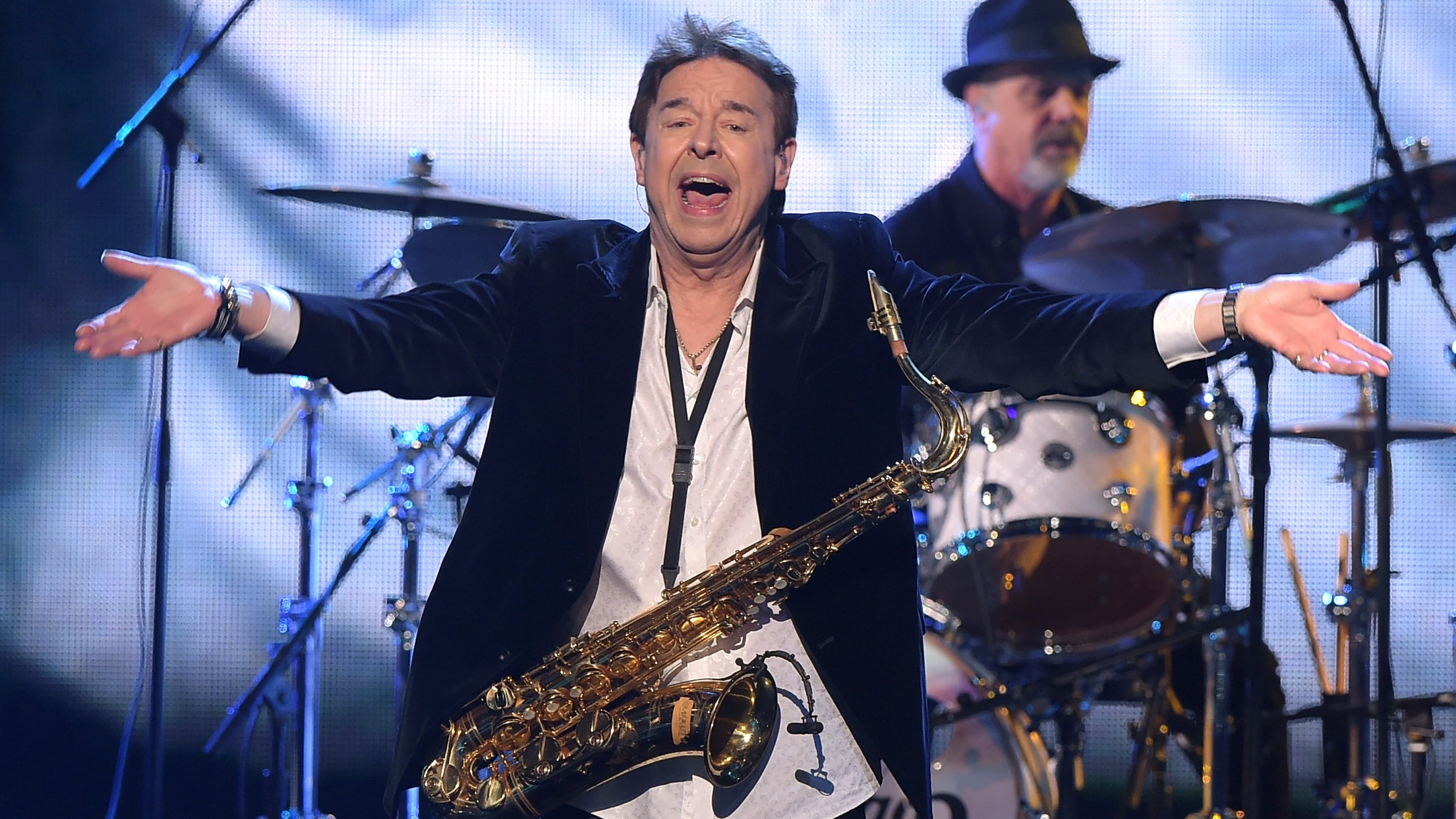 Founding member of 'Chicago' dead at 81 from tragic illness