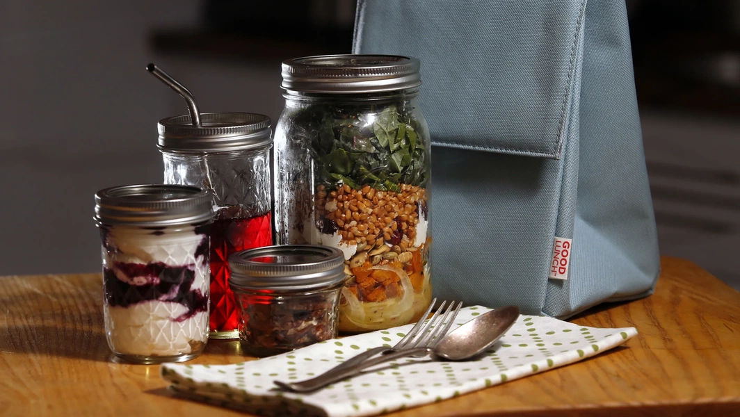 5 creative mason jar noodle and grain meals