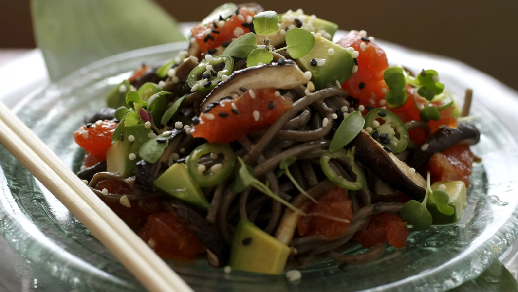 16 flavorful Asian bowl recipes