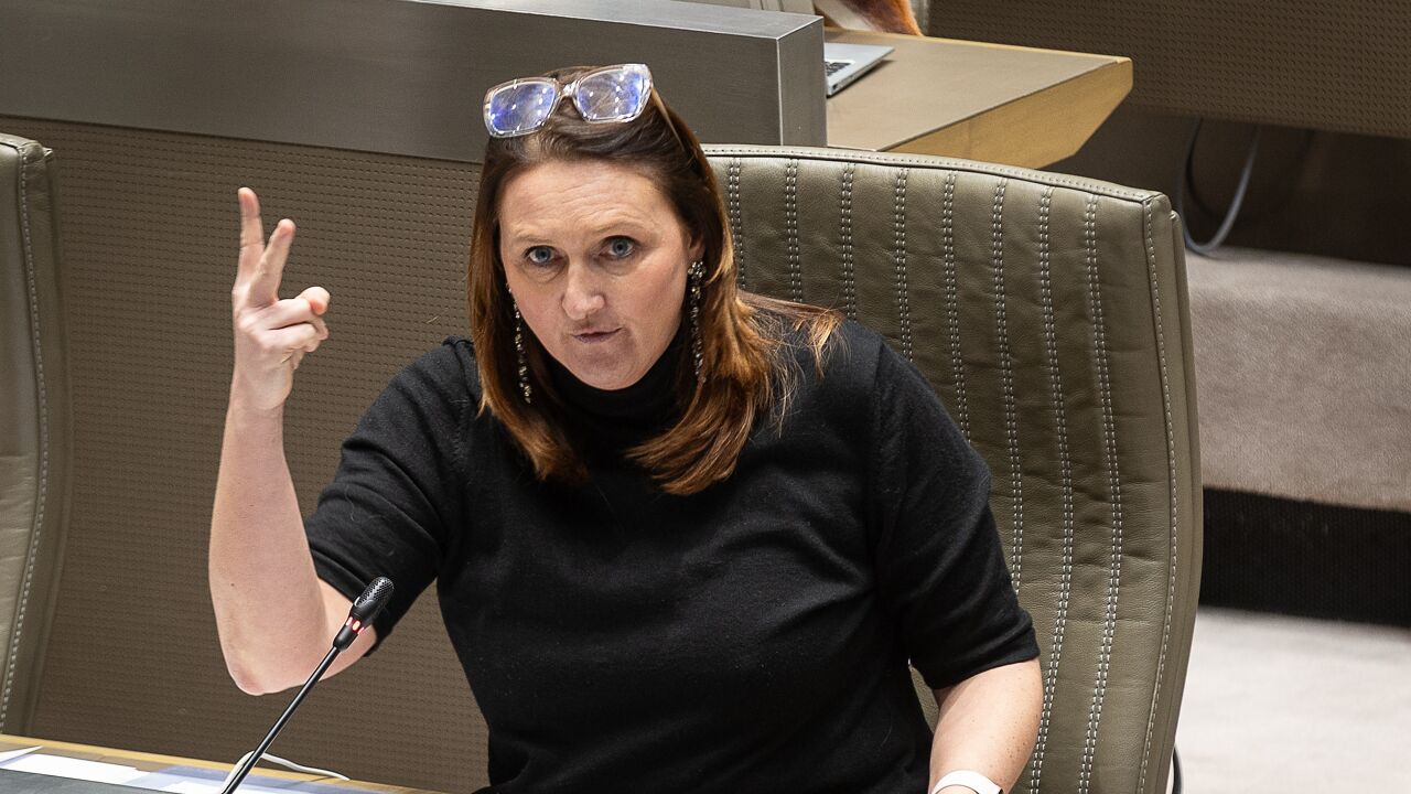 Met harde cijfers in de hand: Annick De Ridder, de minister die haar ...