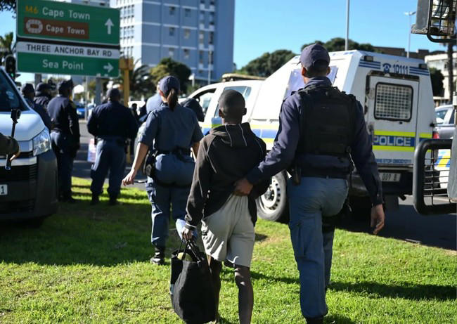 Father to appear in court after child found alone on Sea Point promenade