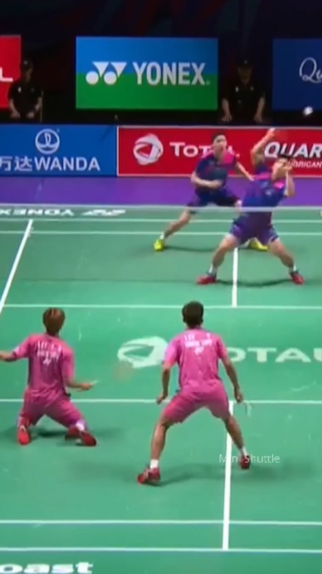 17-stroke badminton rally completed in just 6 seconds