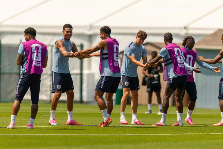 Starmer hints at World Cup Bank Holiday as ‘England only win under ...