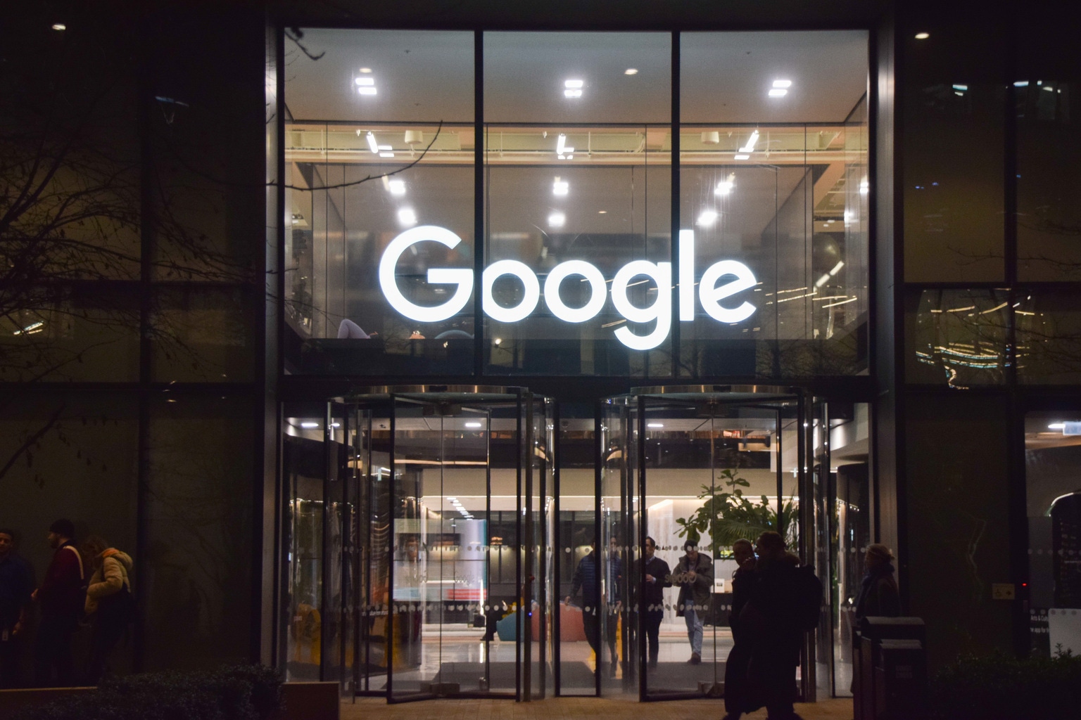 Britain reaches AI adoption 'tipping point' as businesses scale up use ...