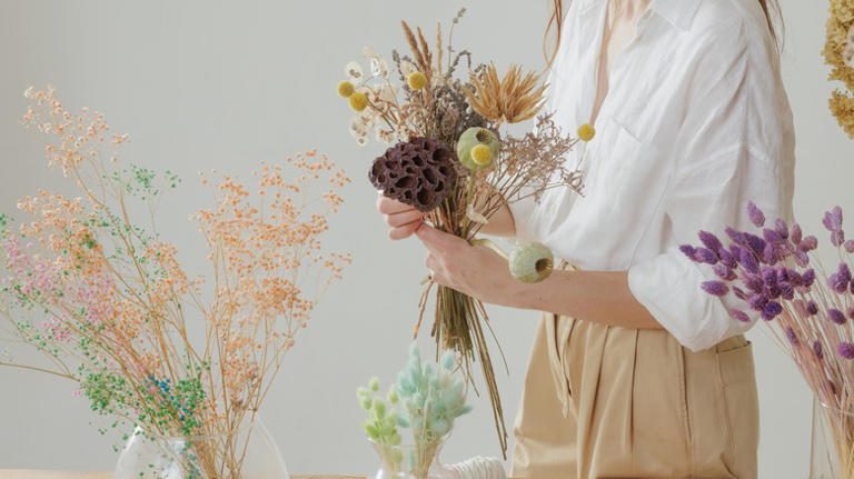 Think twice before keeping dried flowers in your home, according to ...
