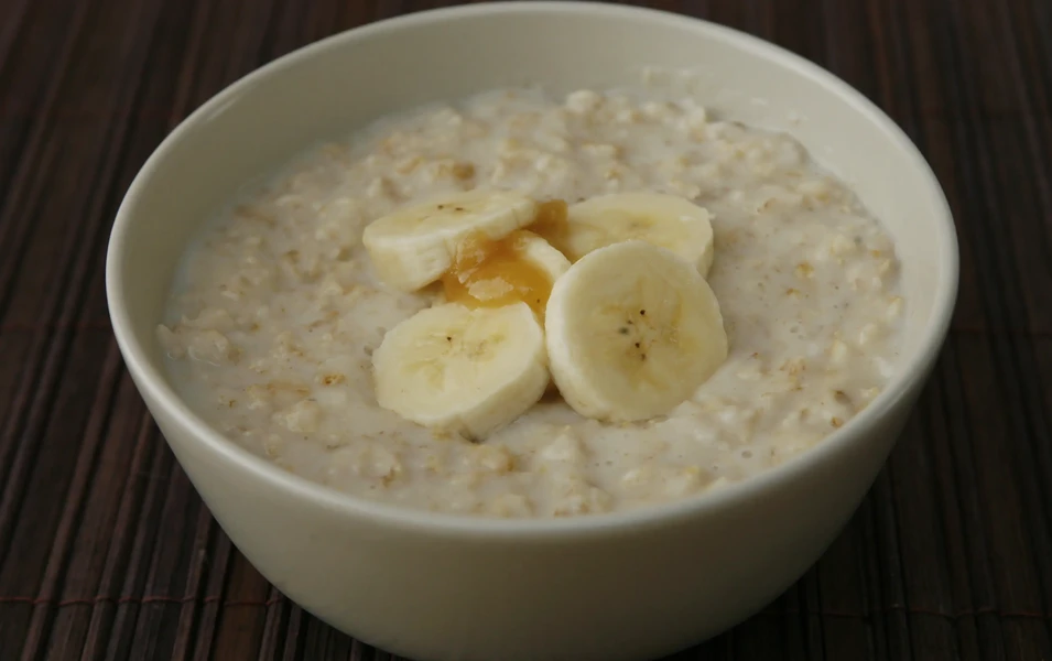 Banana overnight oats offer heart-healthy breakfast boost