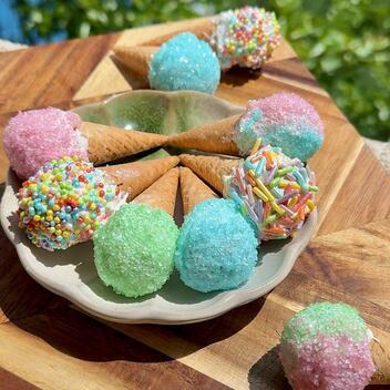 Ice cream cake pops