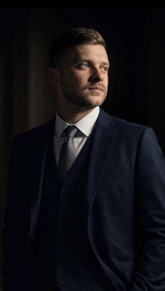 Old money cinematic portrait for a standout LinkedIn profile
