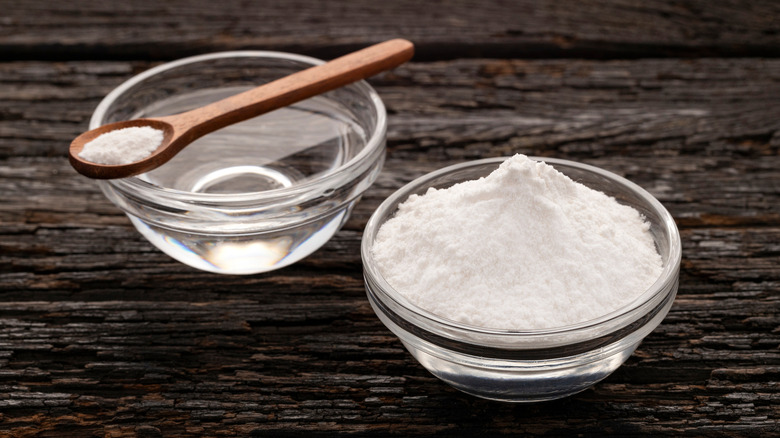 Why you might want to think twice before using baking soda to clean the ...