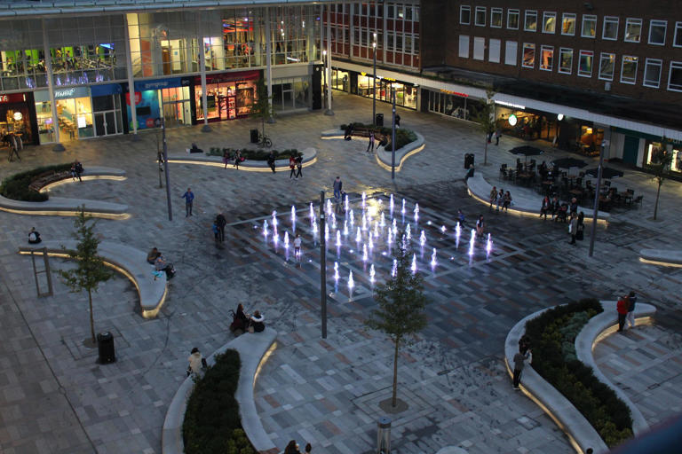 Order prohibiting the drinking of alcohol on streets of Crawley could ...