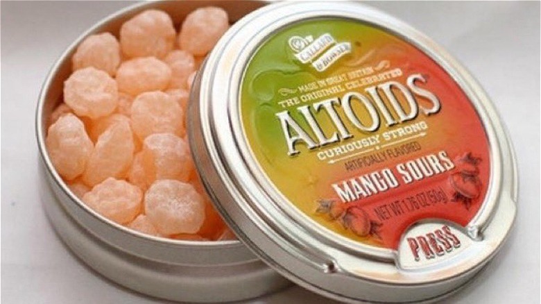 36 discontinued candies and gum we'll probably never see again