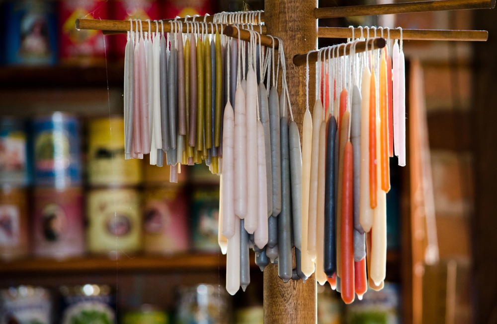 20 vintage home craft projects to add charm to your living space