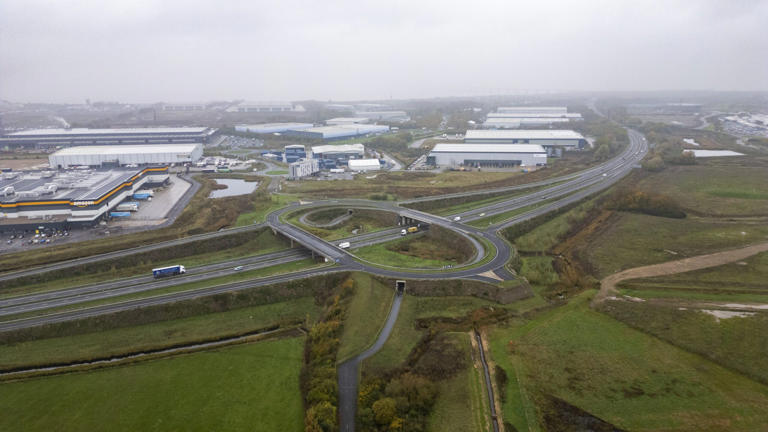 £50m motorway junction dubbed 'UK's most expensive dead end' to finally ...