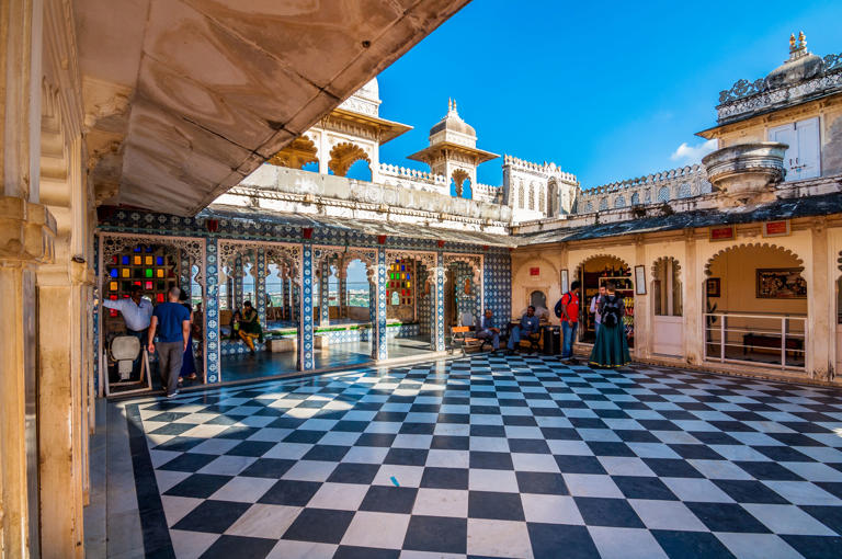 In India, this lakefront palace is one of the country’s most beautiful ...