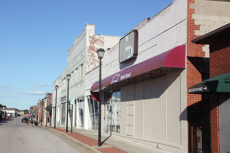 Madison County approves purchasing 5 downtown Wood River buildings for ...