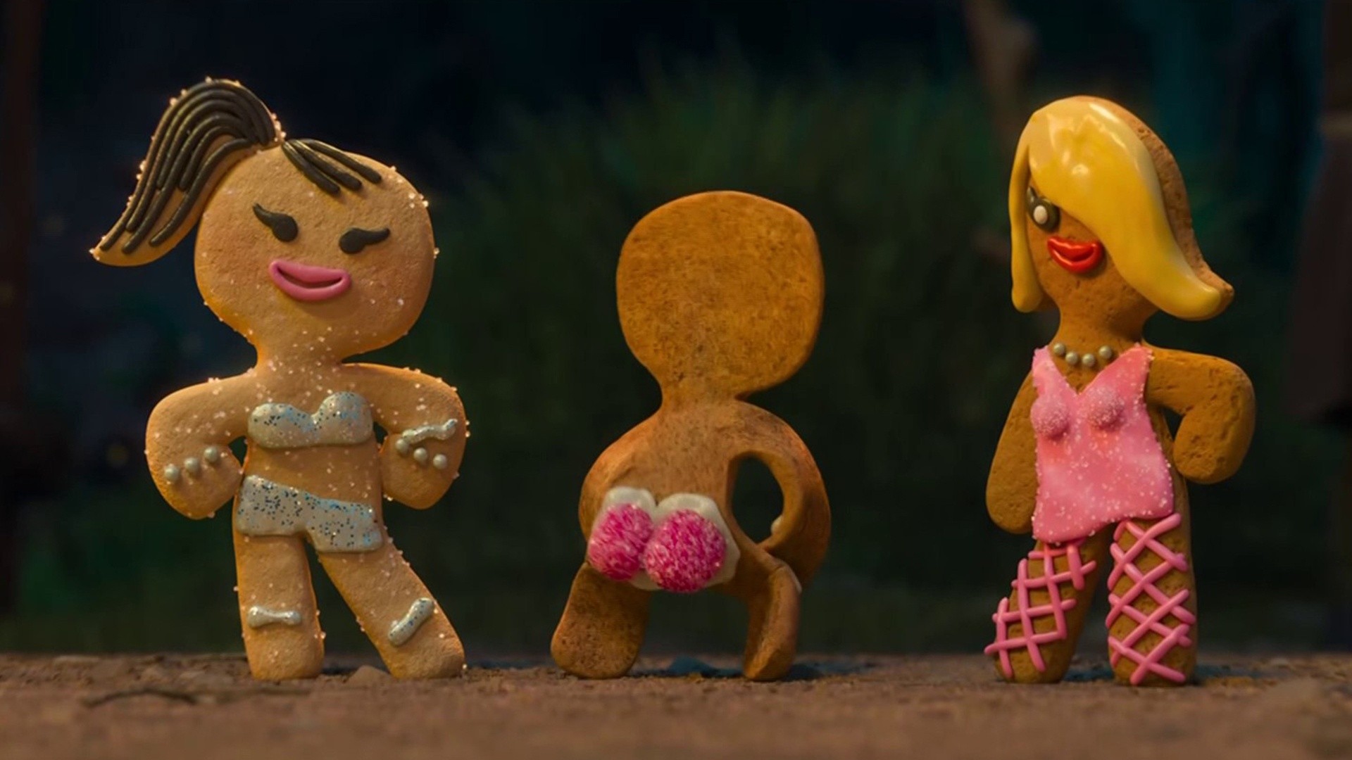 Gingerbread man gets 'caked up' in new 'Shrek 5' teaser