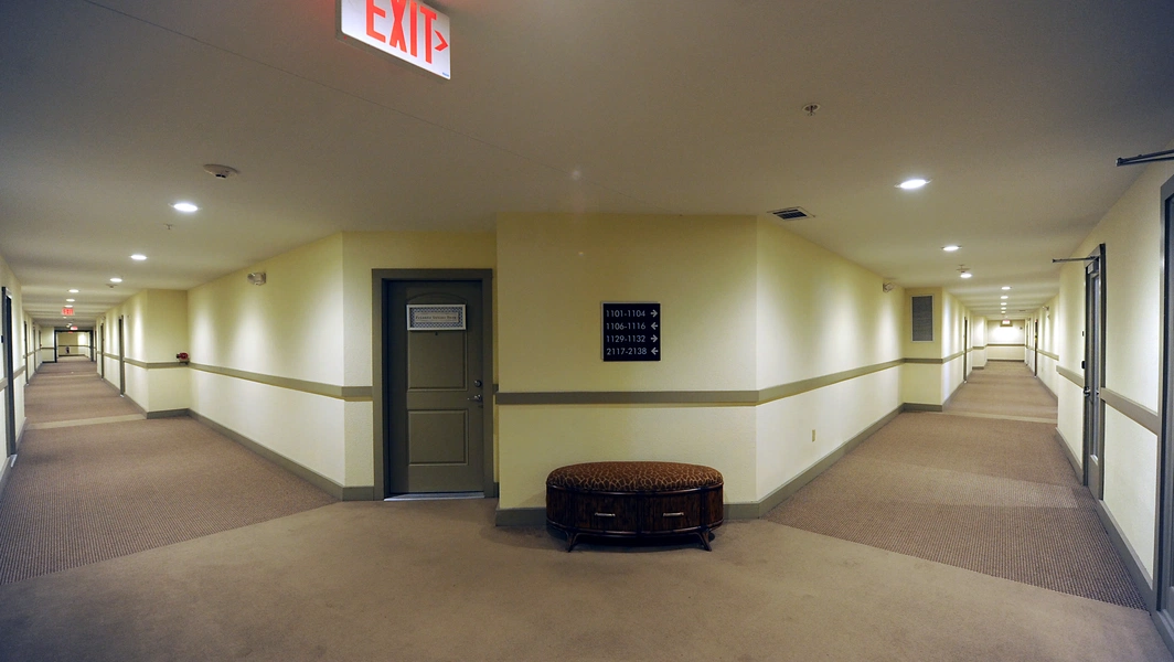 14 common hallway and entryway design mistakes