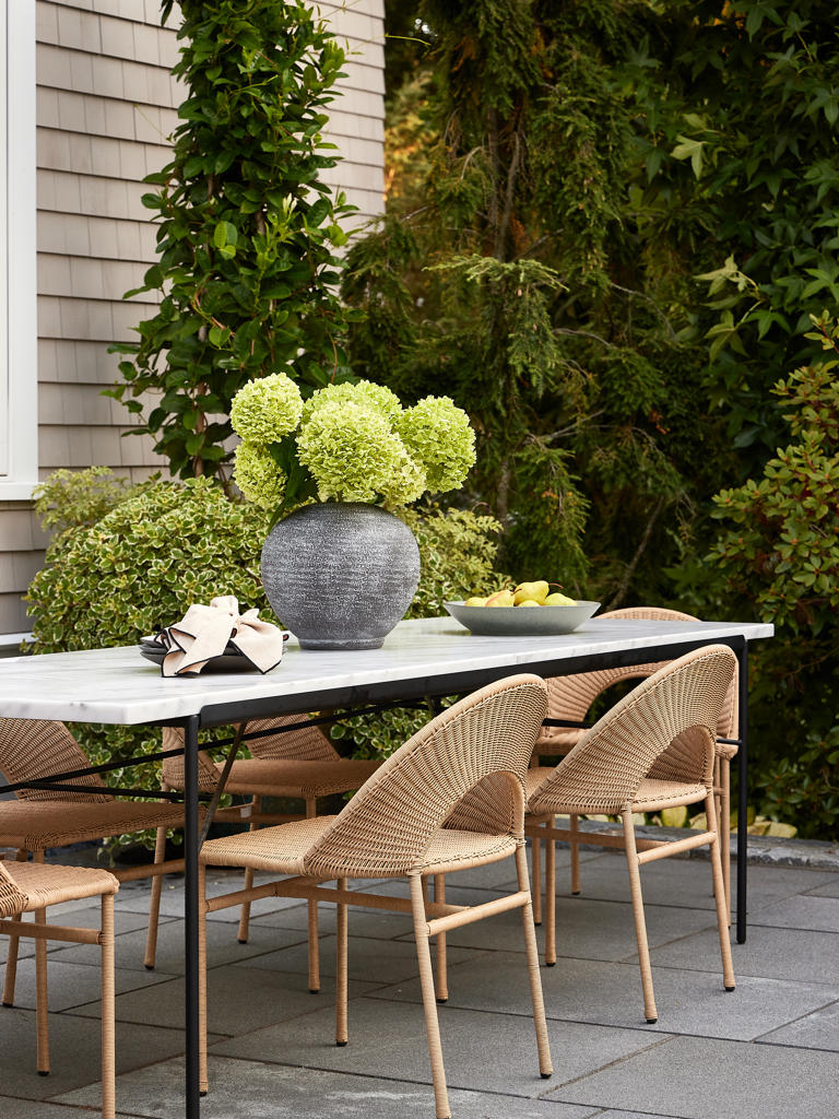17 outdoor dining ideas for the ultimate summer entertaining space