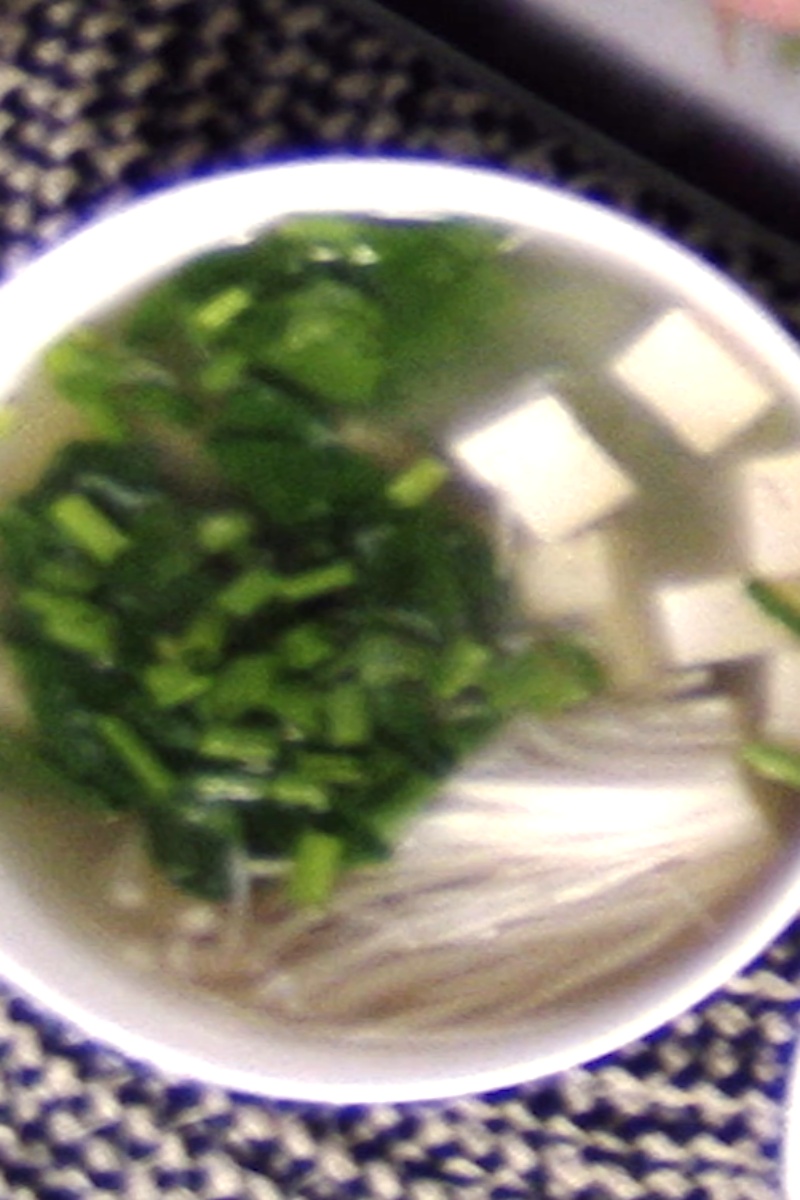 Easy miso soup with tofu and spinach