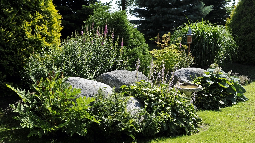9 creative garden edging ideas