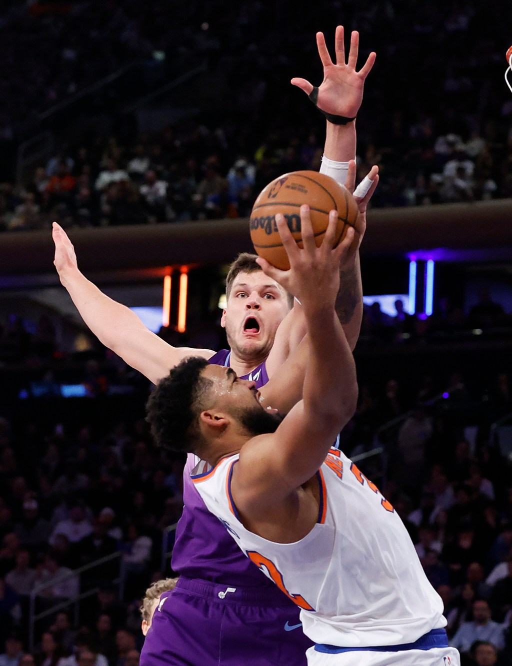 Lakers lurking? Jazz drama could create big Walker Kessler opportunity