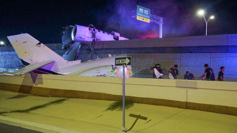 Laredo police: 3 teens, 2 middle-aged adults survive fatal Loop 20 ...