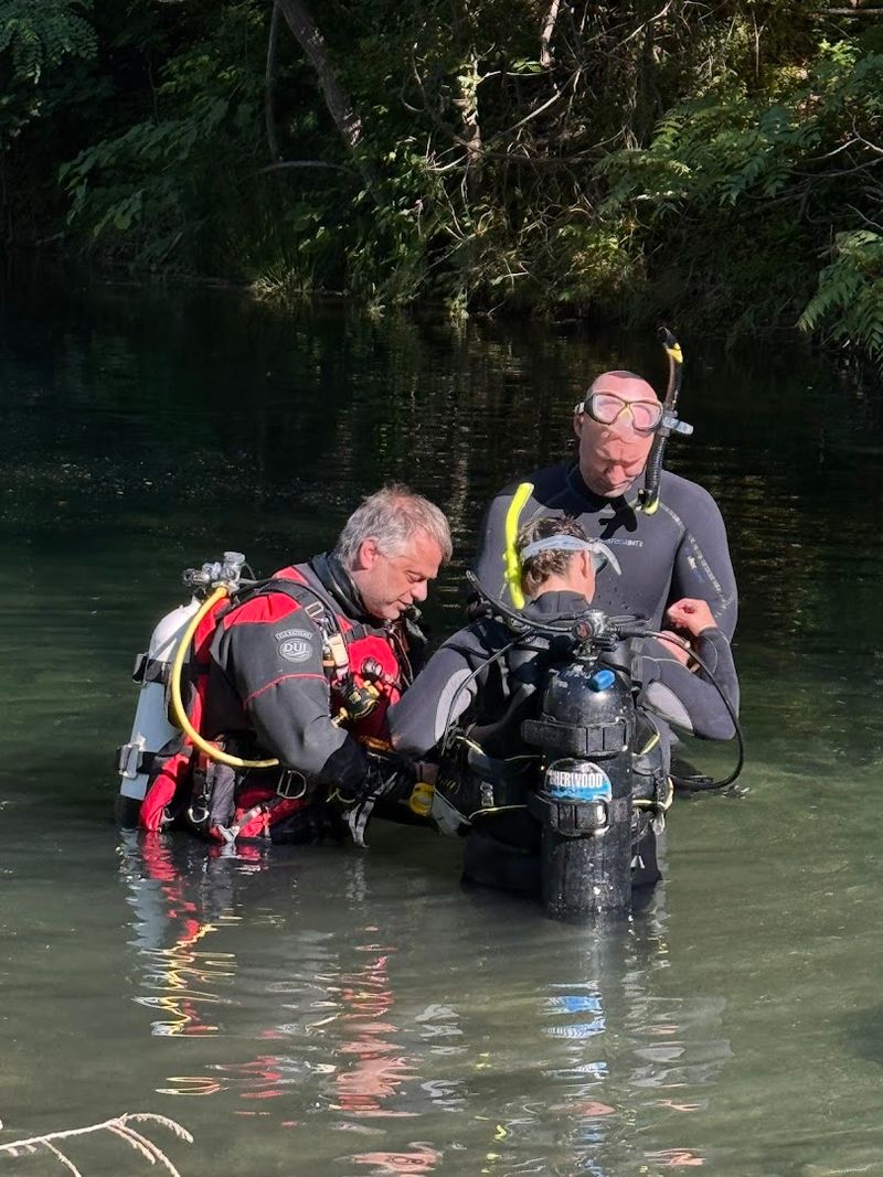 This massive flooded Virginia quarry secretly holds a sunken jet ...