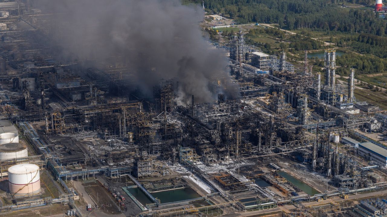 Ukraine drones destroy 20% of Russia's oil — economy collapsing
