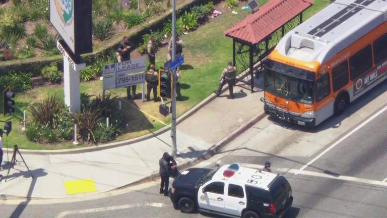 Metro bus shooting under investigation in Ladera Heights