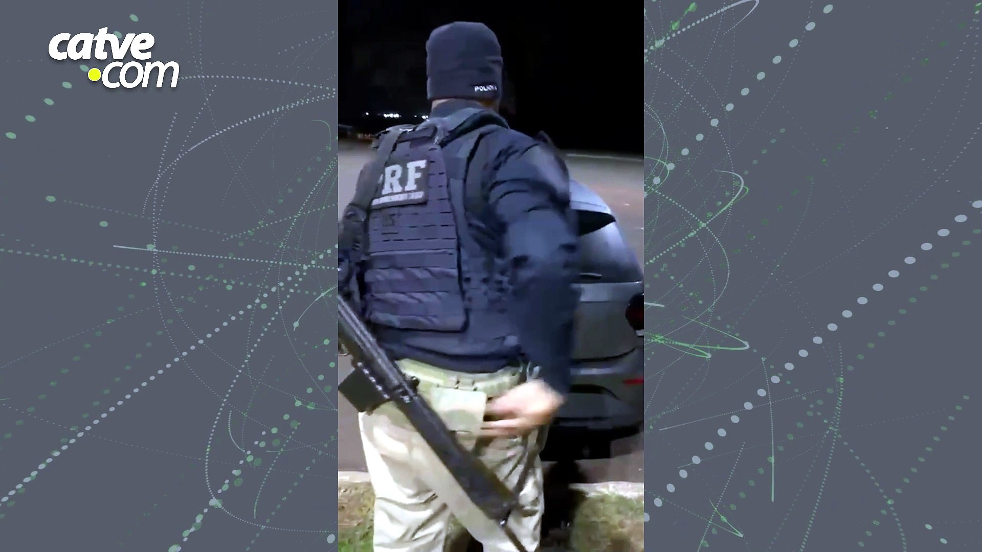 PRF apreende quase meia tonelada de maconha em carro clonado após ...