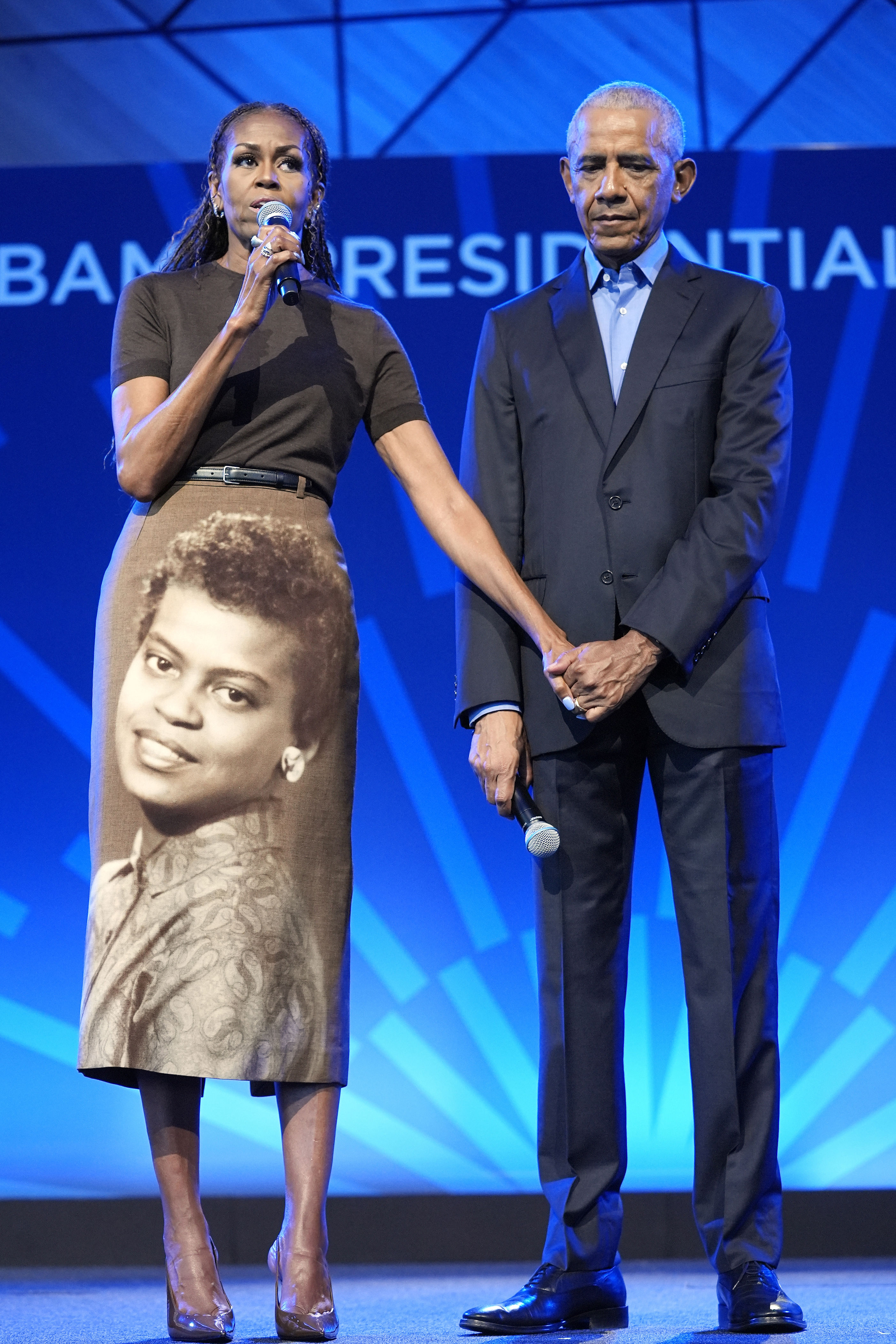 Why Michelle Obama’s skirt moved Barack Obama to tears