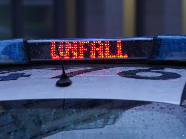 Sattelzugfahrer mit 1,6 Promille verursacht mehrere Unfälle auf B 36 ...