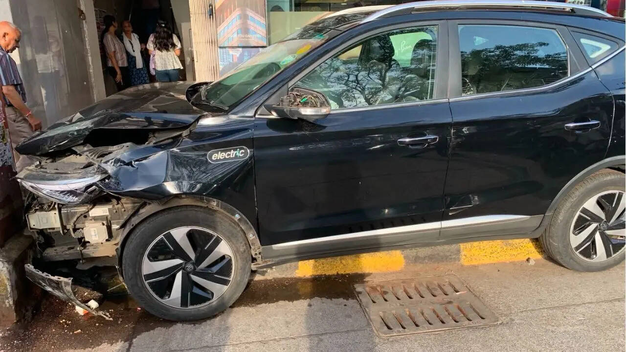 Mumbai shocker: Woman killed, 2 injured after being hit by electric car ...
