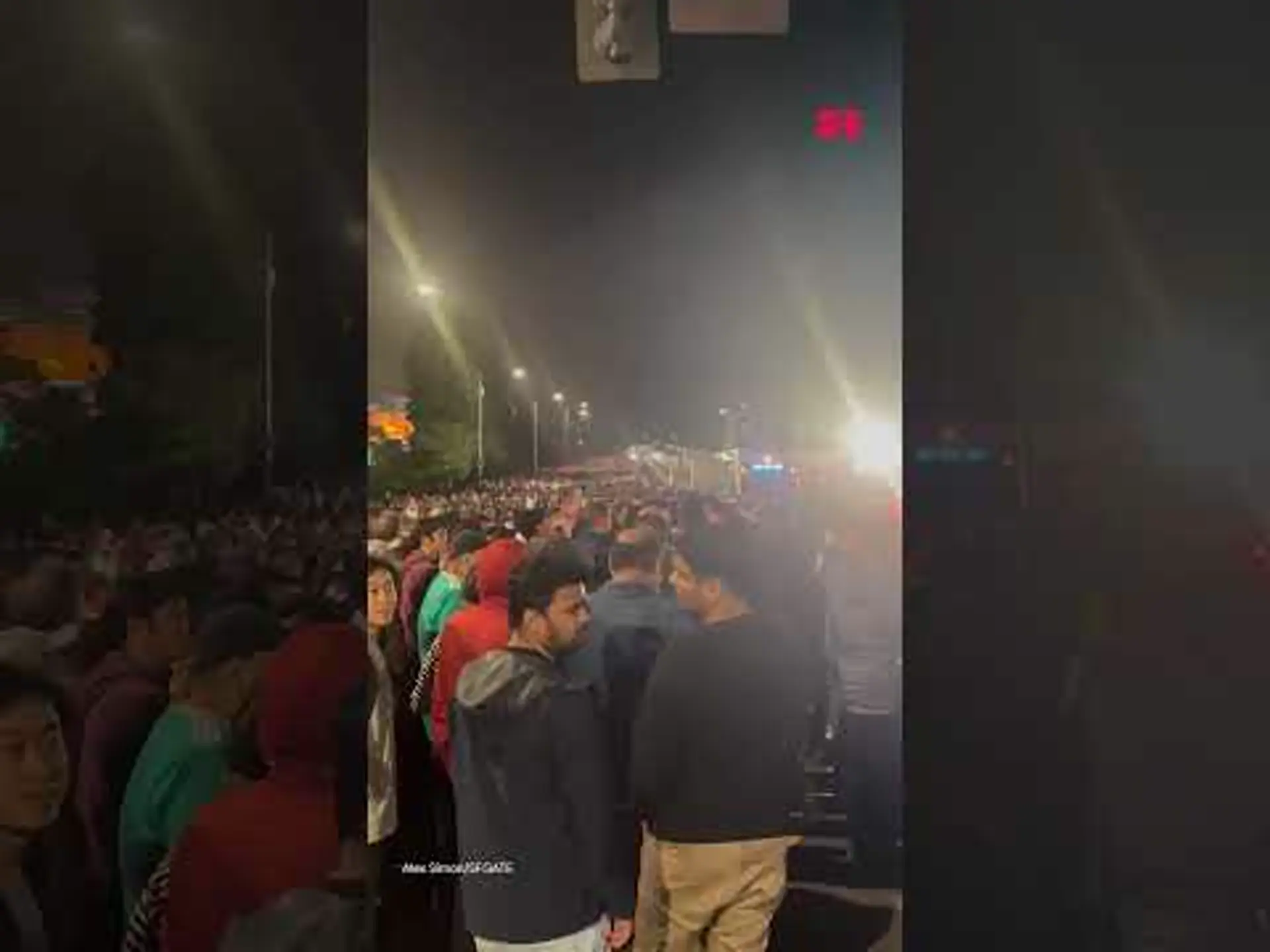 Thousands line up for trains after late-night World Cup match in Santa ...
