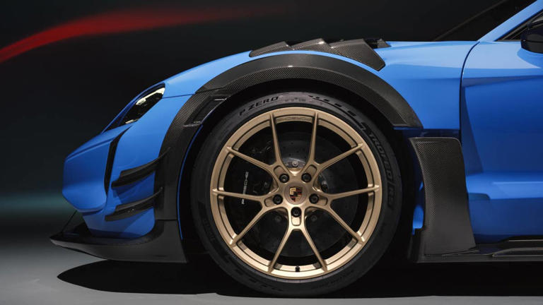 2027 Porsche Taycan gets 8-speed E-shift, new colors, and a bigger ...