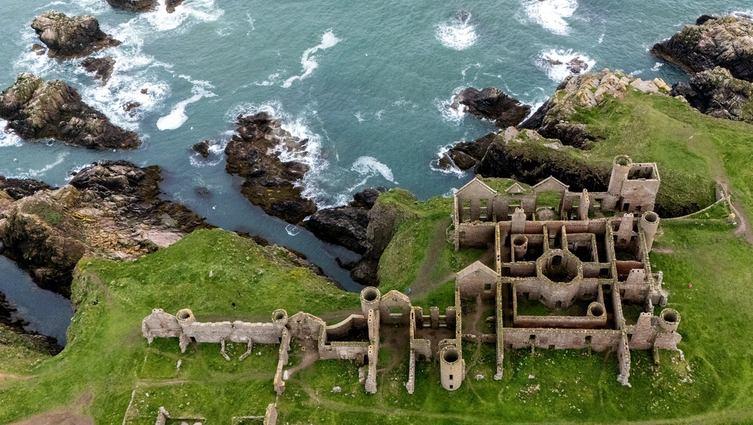 12 castles with dark legends and ingenious secrets