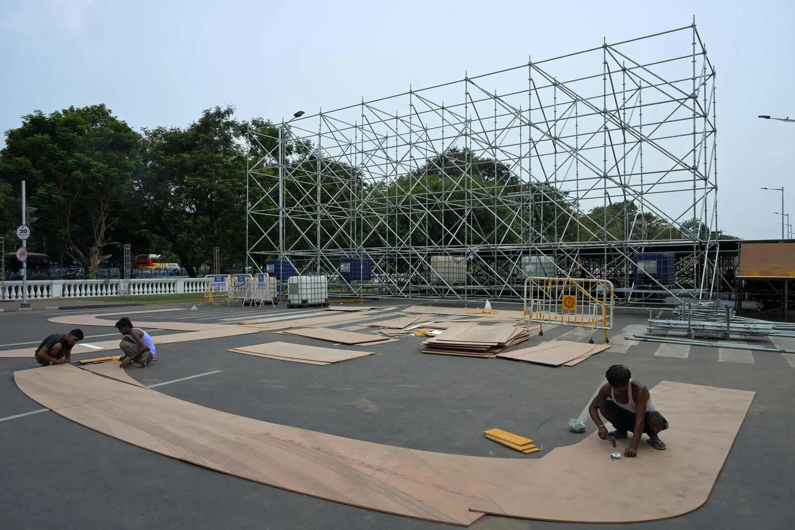 4K cops, drones, CCTV cams to watch over Red Road Yoga Day event