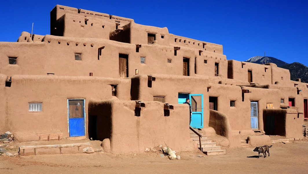 Living pueblos of Taos and Acoma