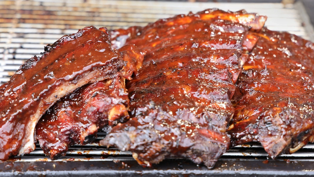 4 BBQ chains serving award-winning ribs and beans