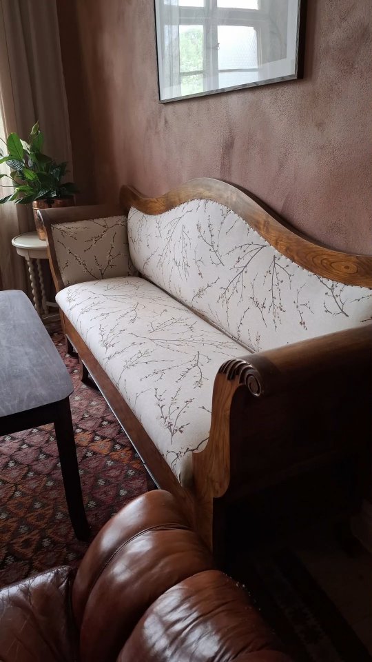 Restoring a Swedish Karl Johan sofa on a budget