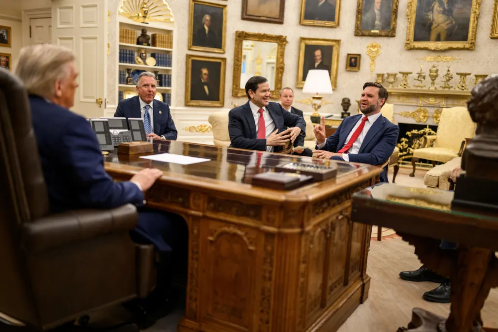 Trump jokingly reveals whom he’ll blame if Iran deal goes sideways ...